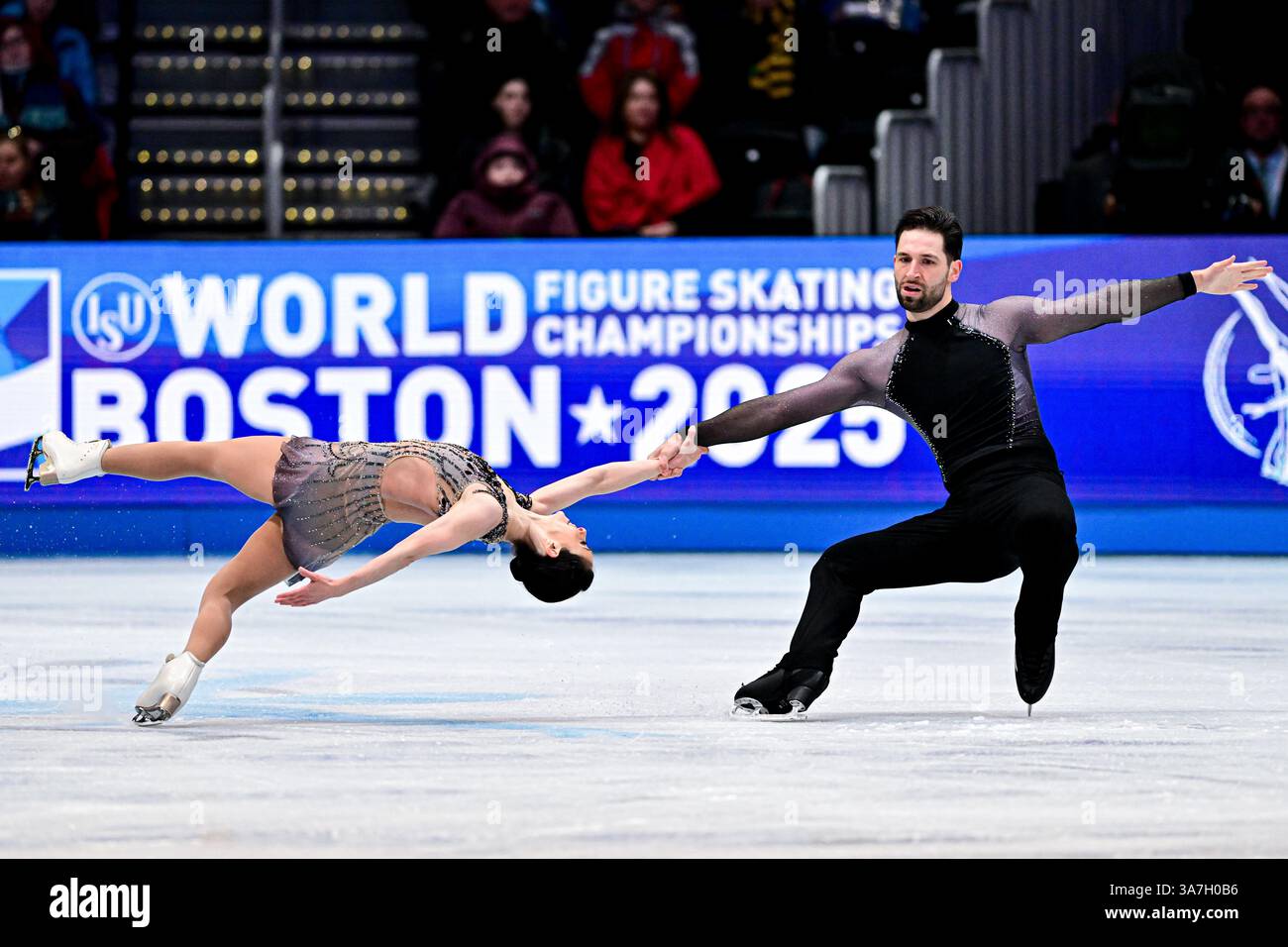 Deanna STELLATO-DUDEK & Maxime DESCHAMPS (CAN), during Pairs Short ...