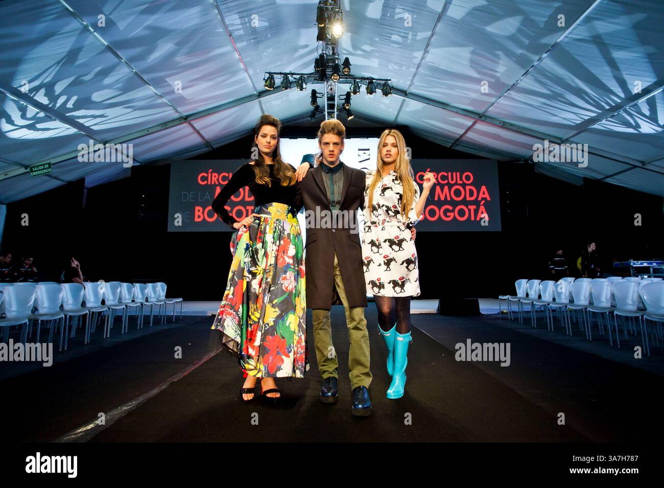 Modelos de la hi-res stock photography and images - Alamy