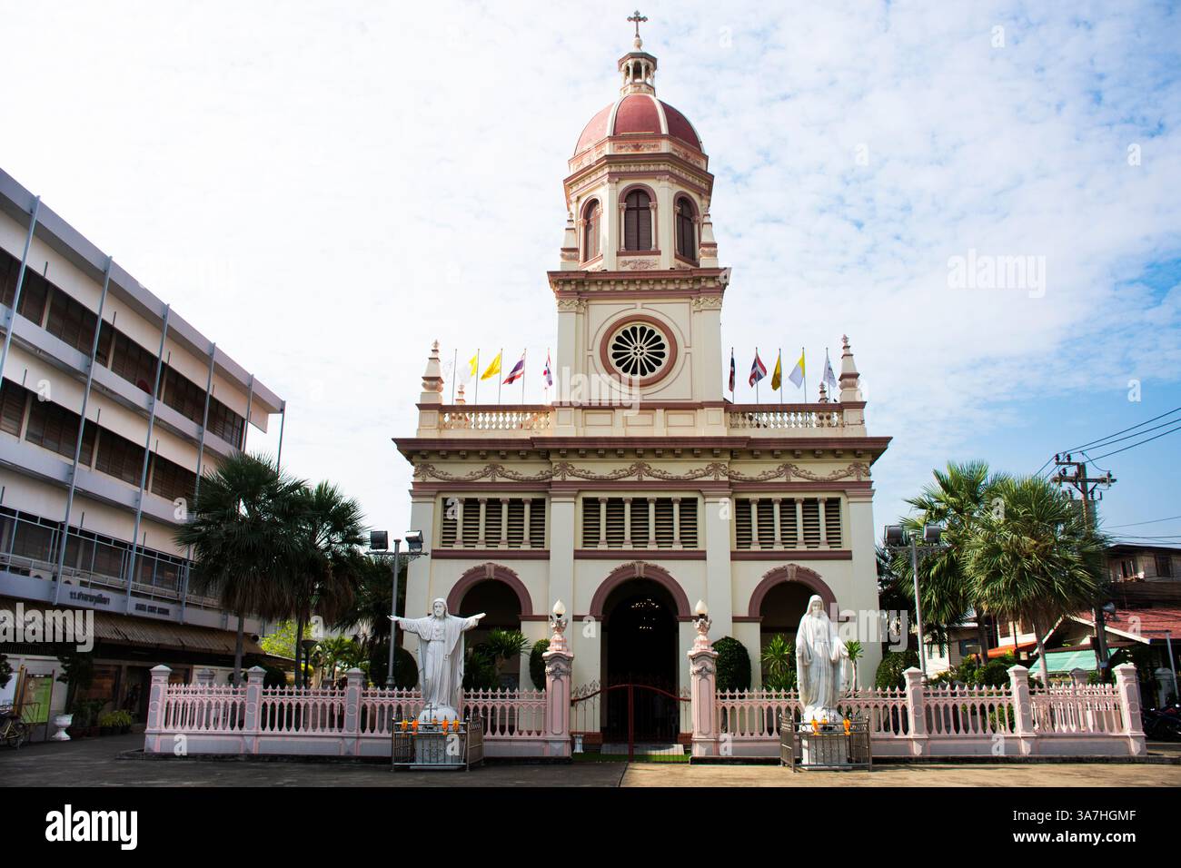 Ancient beautiful building Santa Cruz Church in antique Kudee Jeen ...