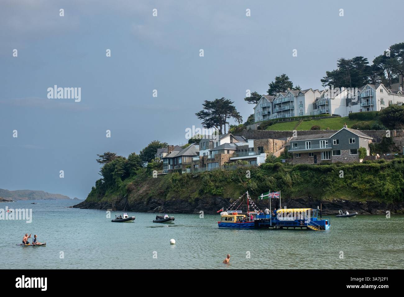 Ferry docking with tractor hi-res stock photography and images - Alamy
