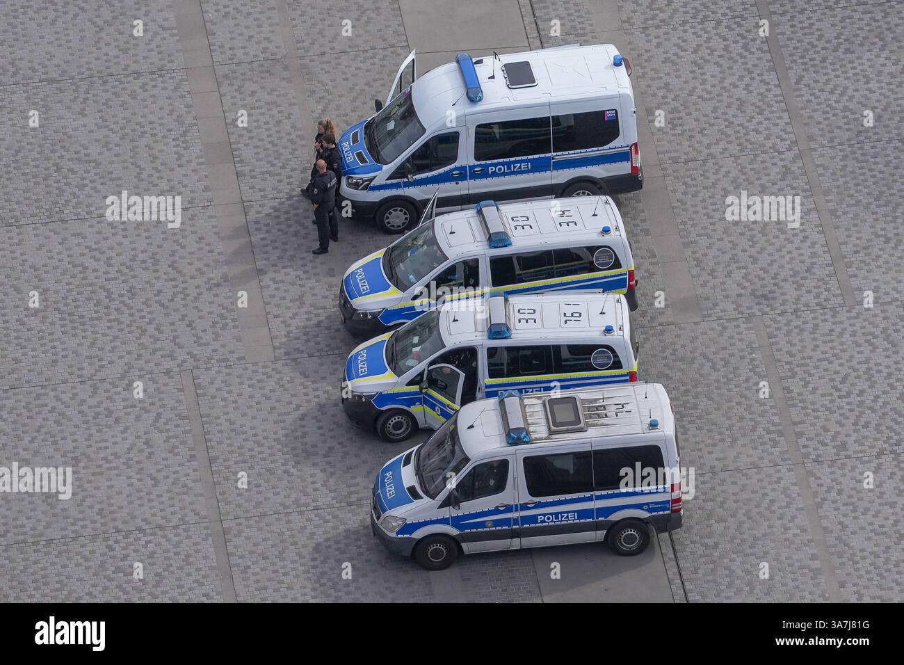 Polizei, Köln, Polizeieinsatz, Wache, Sicherheit, Polizeiwagen ...
