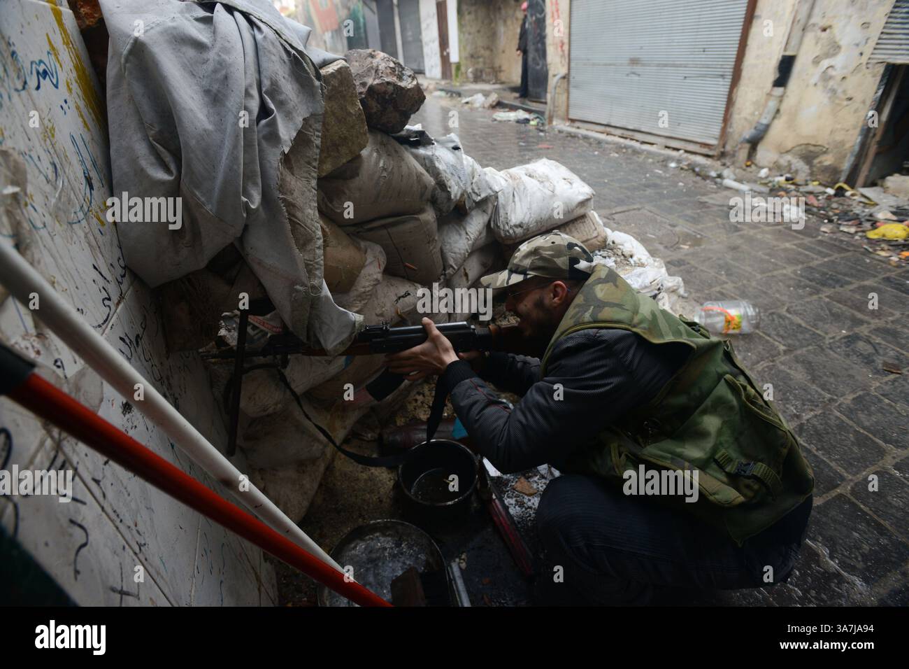 Jan 06, 2013 - Aleppo, Syria - Mohamed, an Imam who became a rebel ...