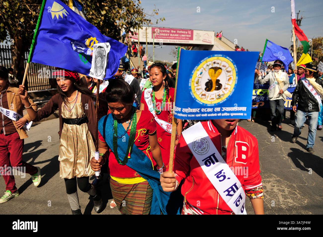 Tamang dress hi-res stock photography and images - Alamy