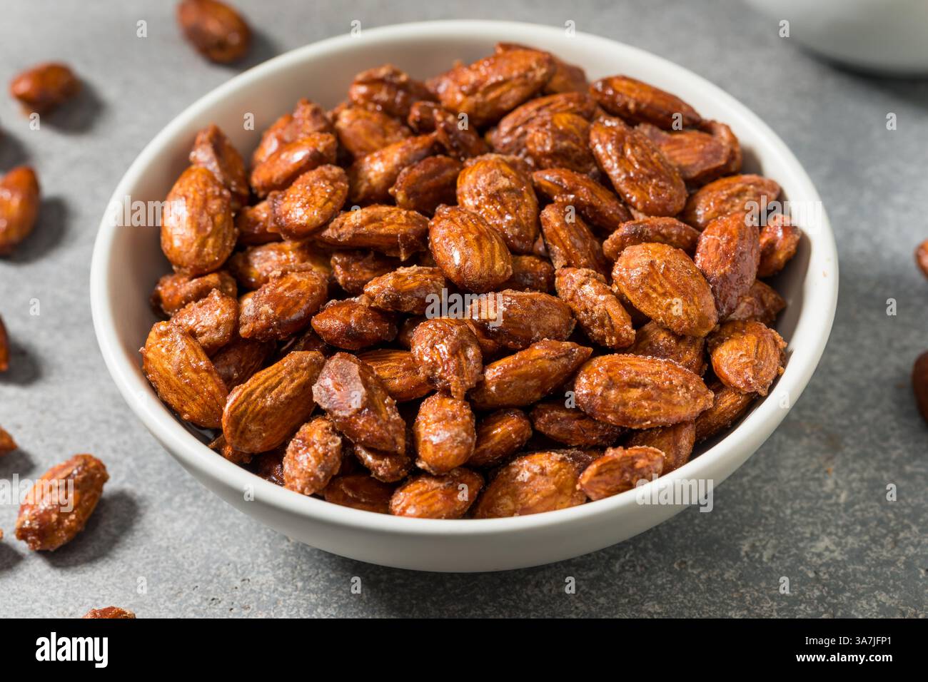 Homemade Caramelized Cinnamon Almonds Ready to Eat Stock Photo - Alamy