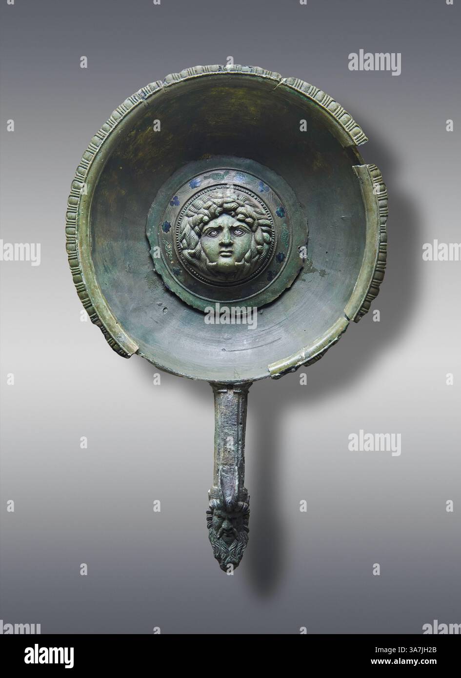 God medusa bowl hi-res stock photography and images - Alamy