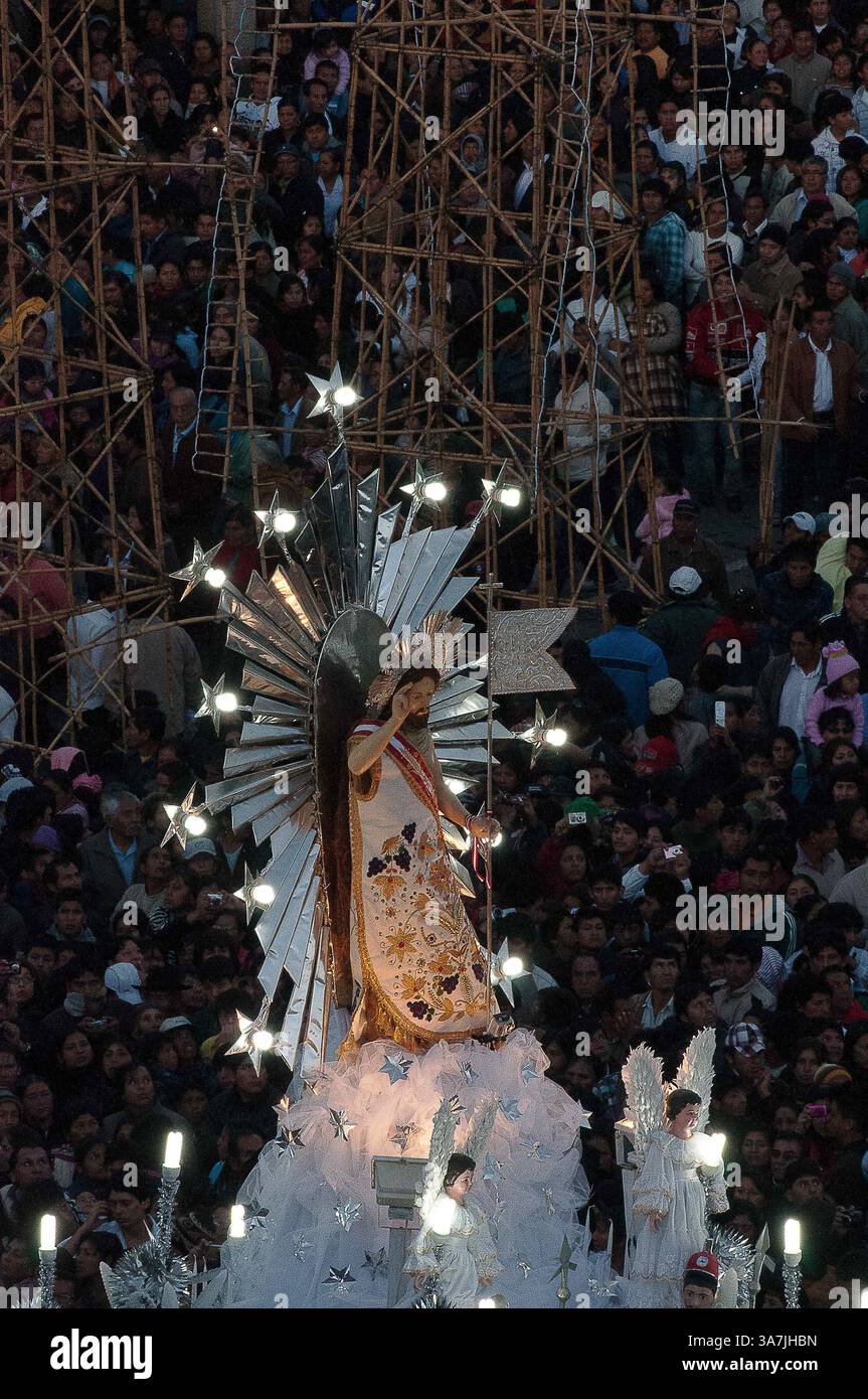 April 8, 2012 - Peru, Ayacucho. Holy Week. The latest ''anda'' of Holy ...