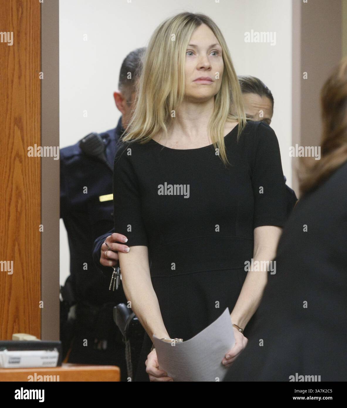 Amy locane in court hi-res stock photography and images - Alamy