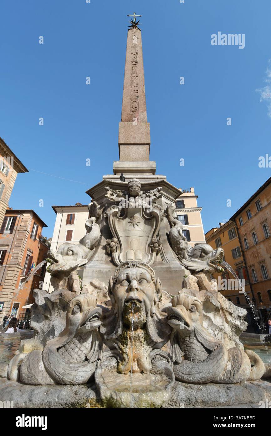 the Panthaon fountain in Rome is a masterpiece by Giacomo della Porta ...