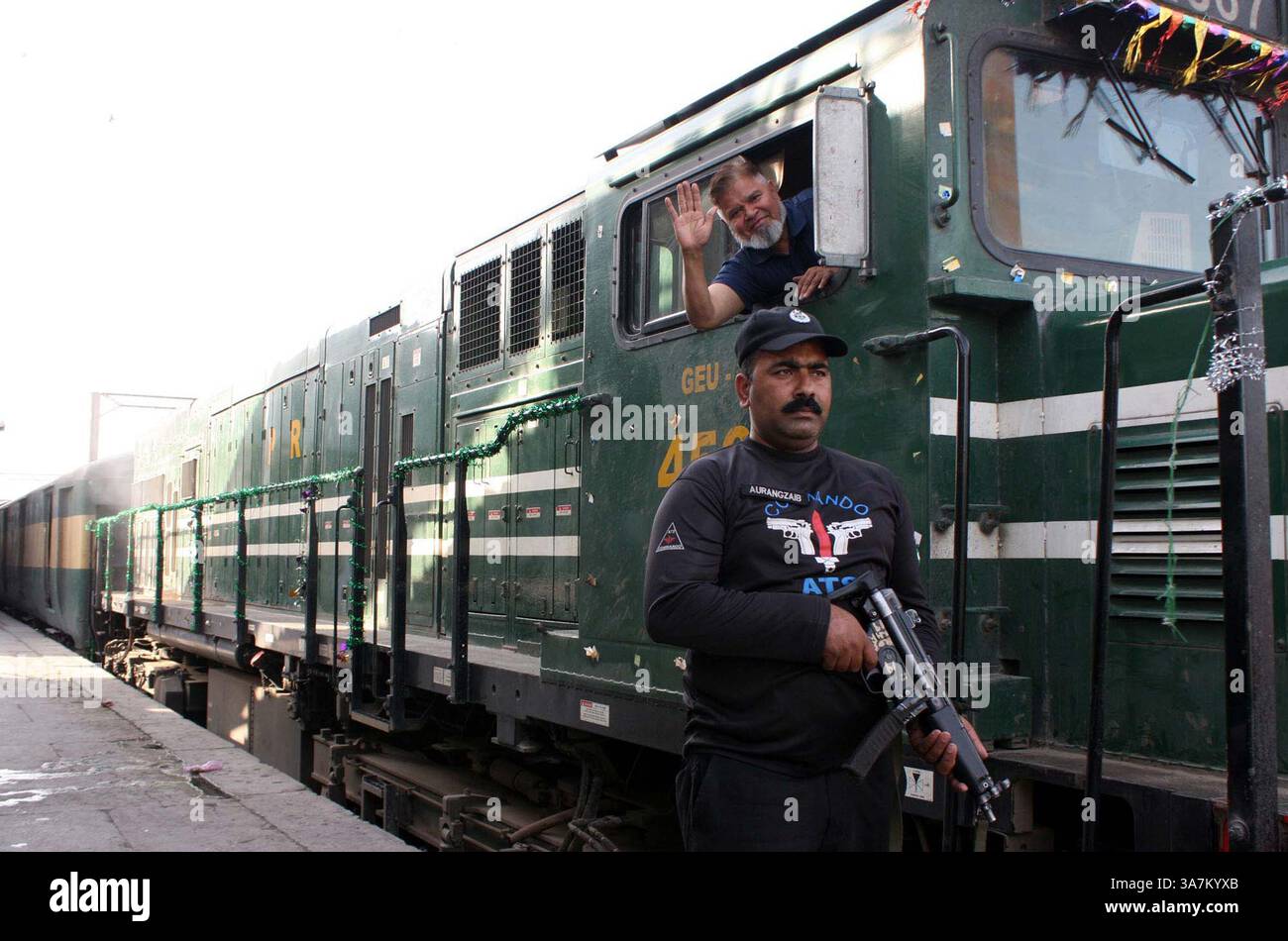 Jaffar Express train reached Lahore after re-inauguration of the Jaffar ...