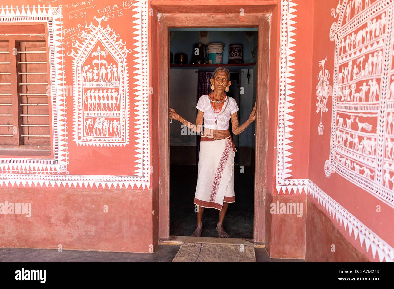 Woman from a Lanjia Saura tribe in Orissa, India, with face tattoos ...