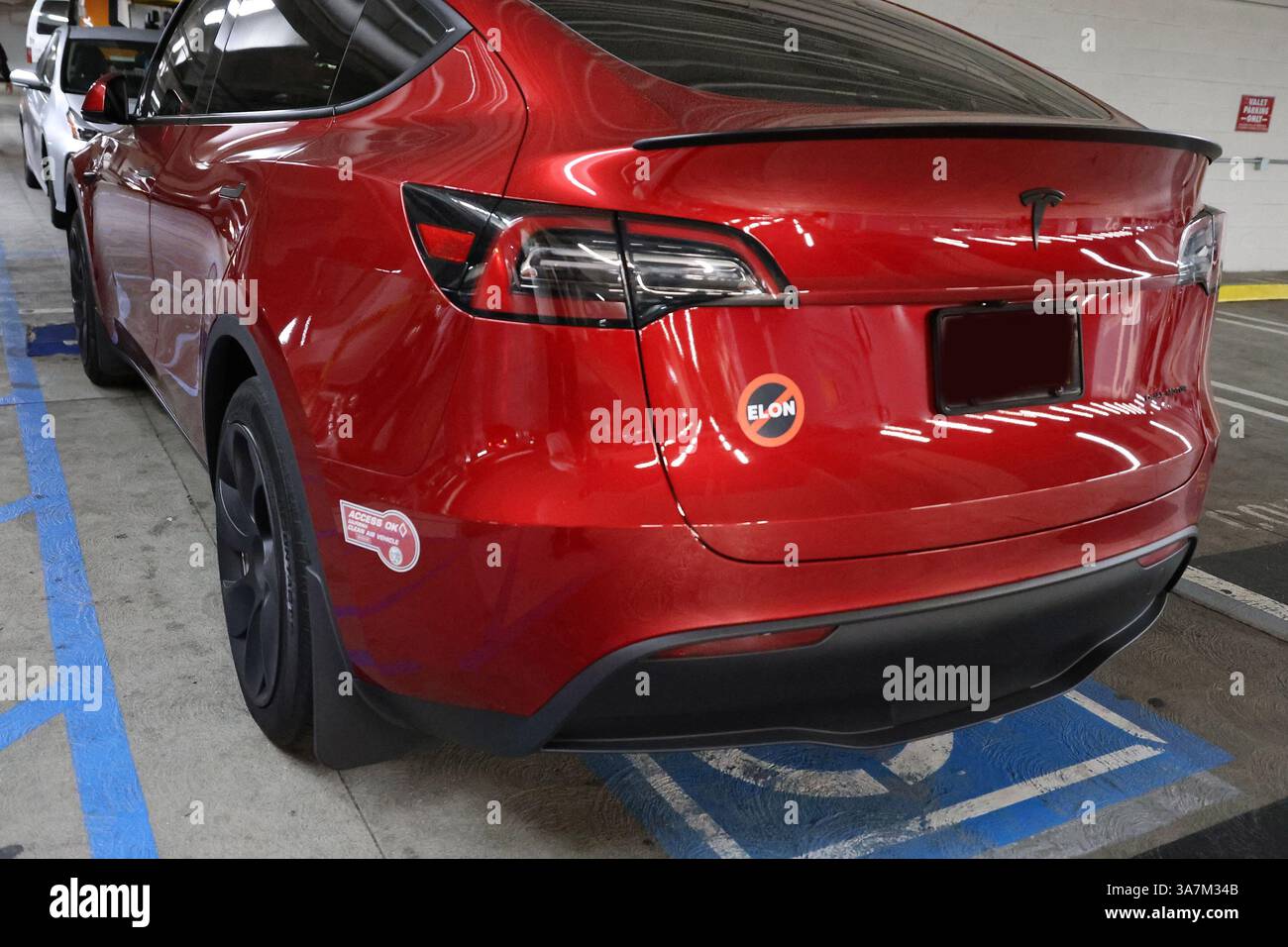 Tesla sticker hi-res stock photography and images - Alamy