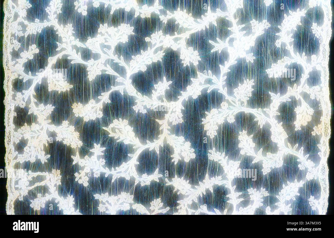 Embellishing garments hi-res stock photography and images - Alamy