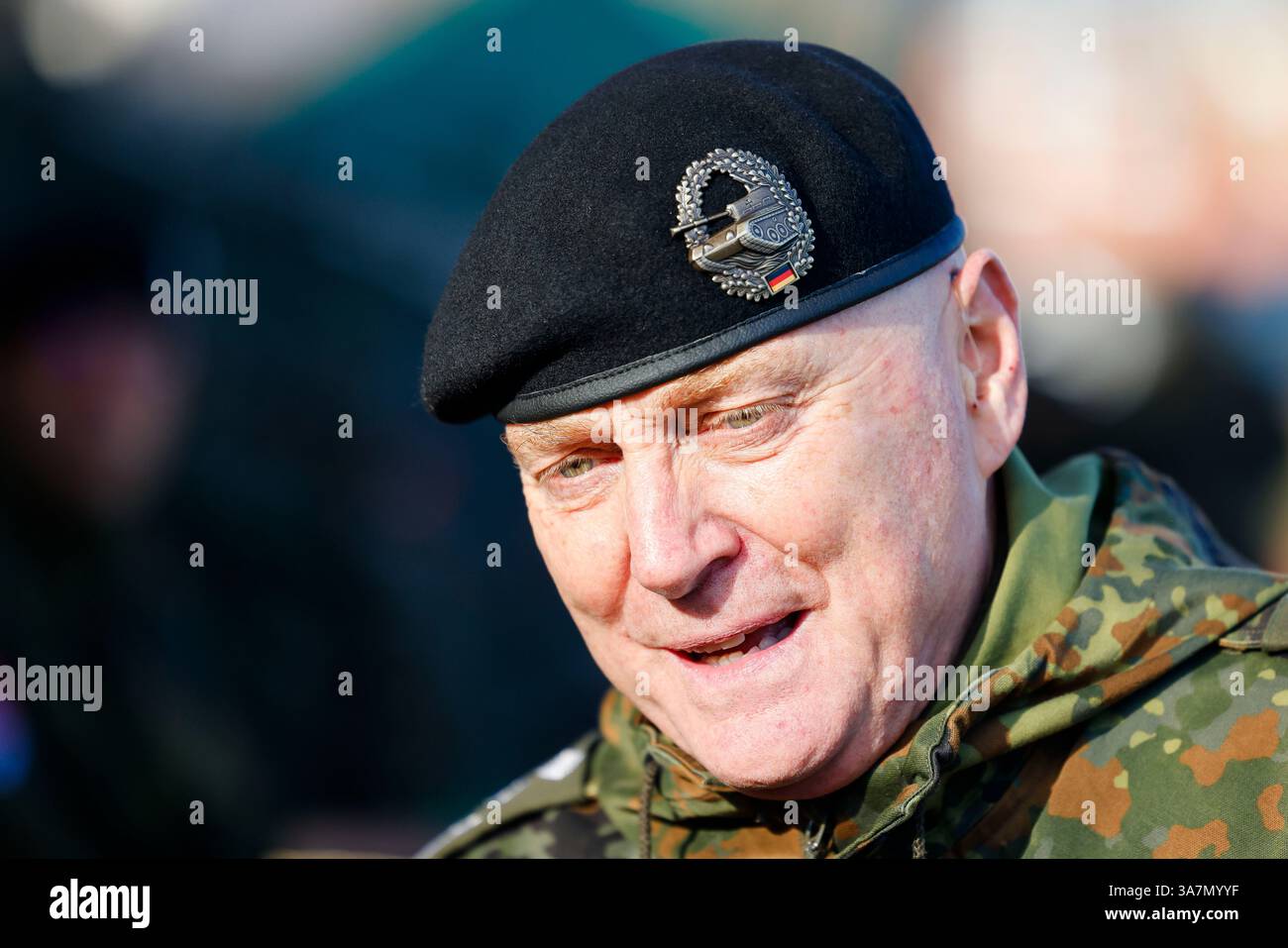 Kiel, Germany. 27th Mar, 2025. Bundeswehr Colonel Axel Schneider speaks ...