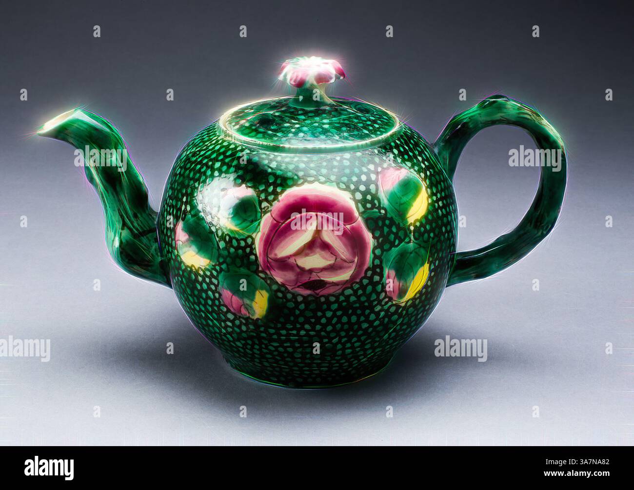 Charming floral designs in shades of pink hi-res stock photography and ...