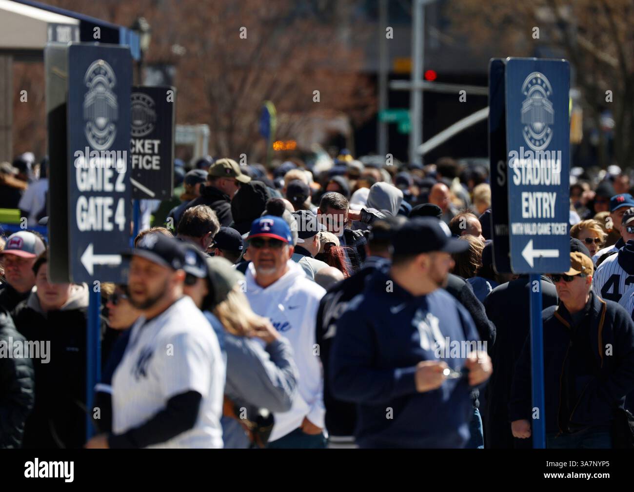 Bronx, United States. 27th Mar, 2025. Crowds of baseball fans arrive ...