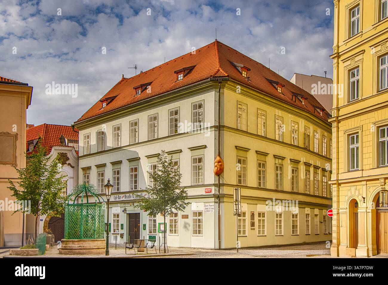 Annenske namesti is one of the smallest squares in Prague , although it ...