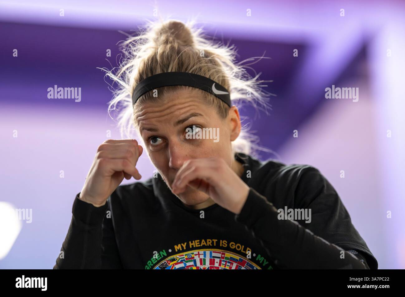 PRODUCTION - 27 March 2025, Bavaria, Augsburg: Tina Rupprecht is ...