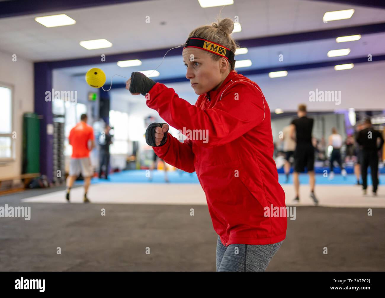 Augsburg, Germany. 27th Mar, 2025. Tina Rupprecht is preparing for her ...