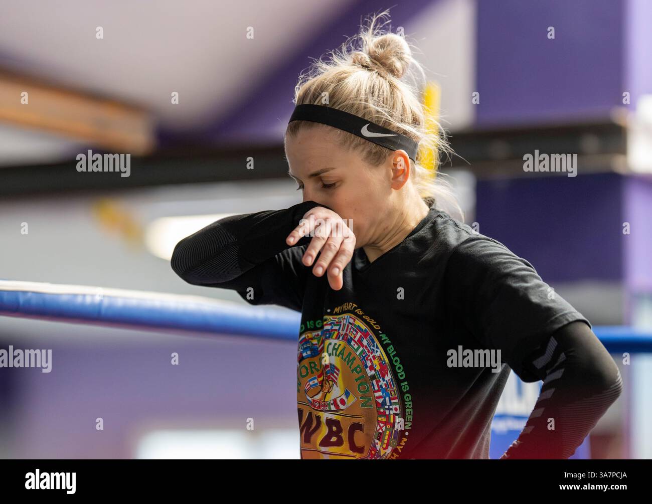 Augsburg, Germany. 27th Mar, 2025. Tina Rupprecht is preparing for her ...