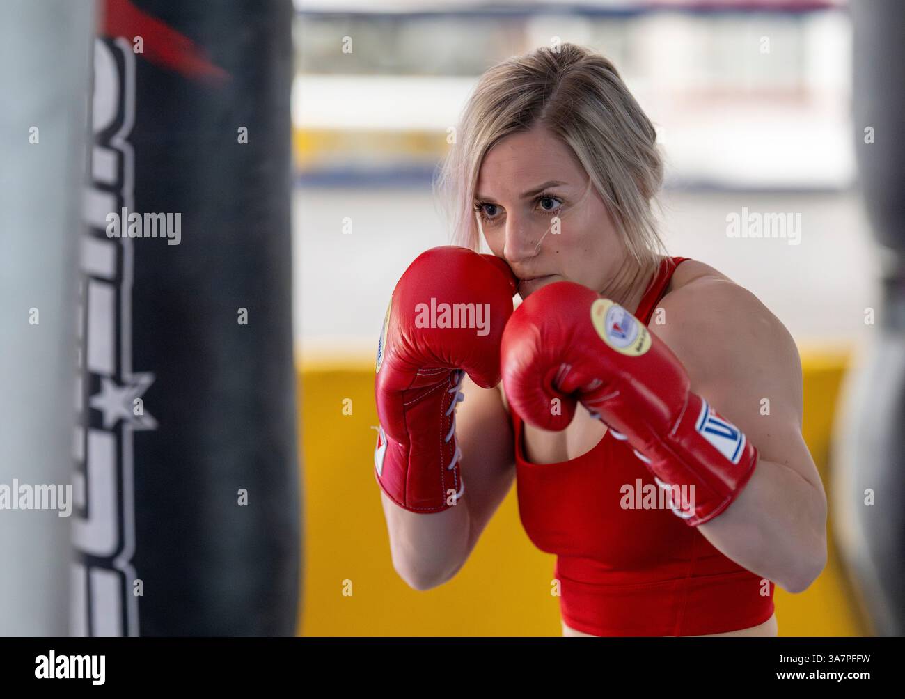 Augsburg, Germany. 27th Mar, 2025. Tina Rupprecht is preparing for her ...