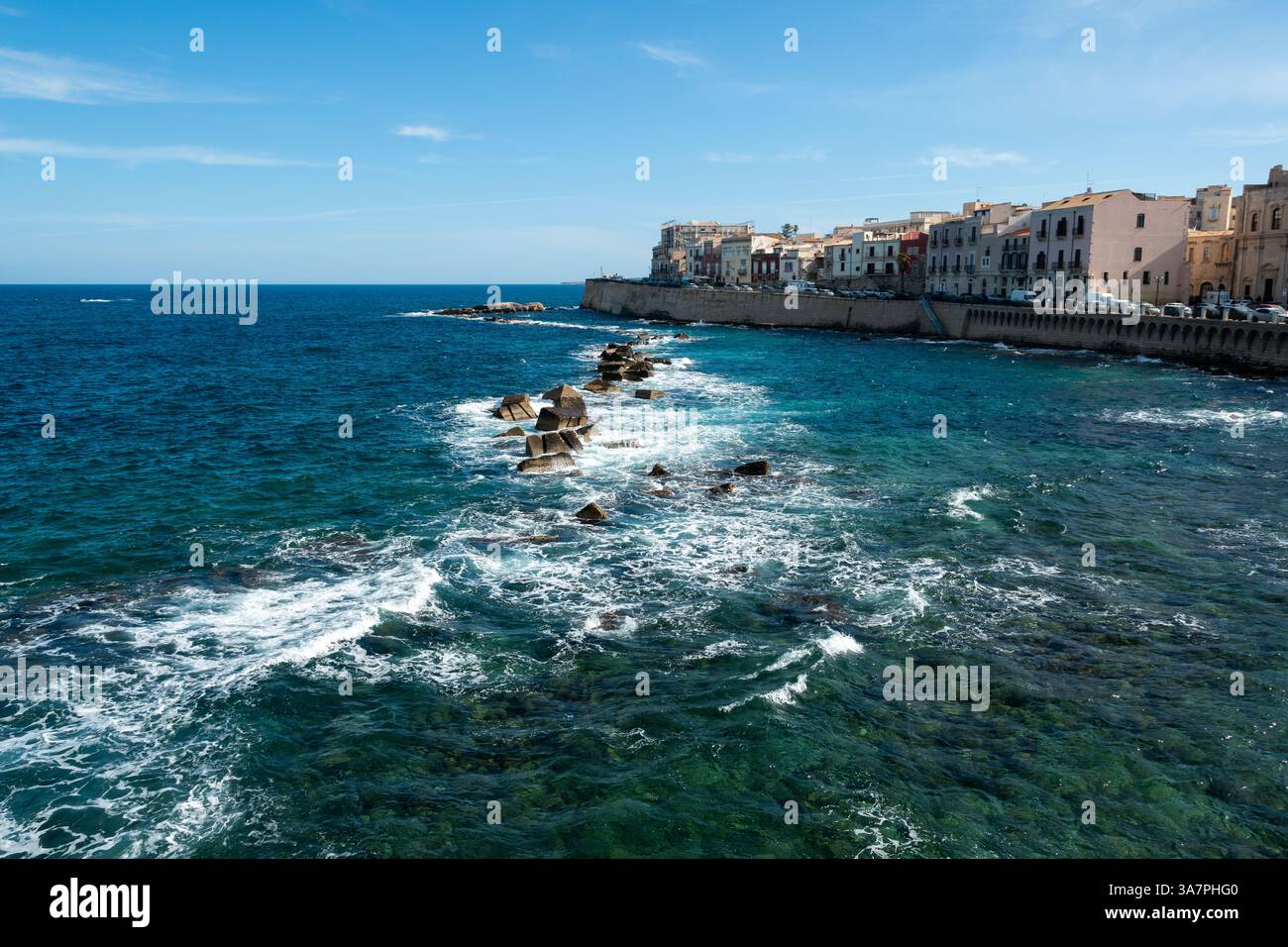 Isla en italia hi-res stock photography and images - Alamy