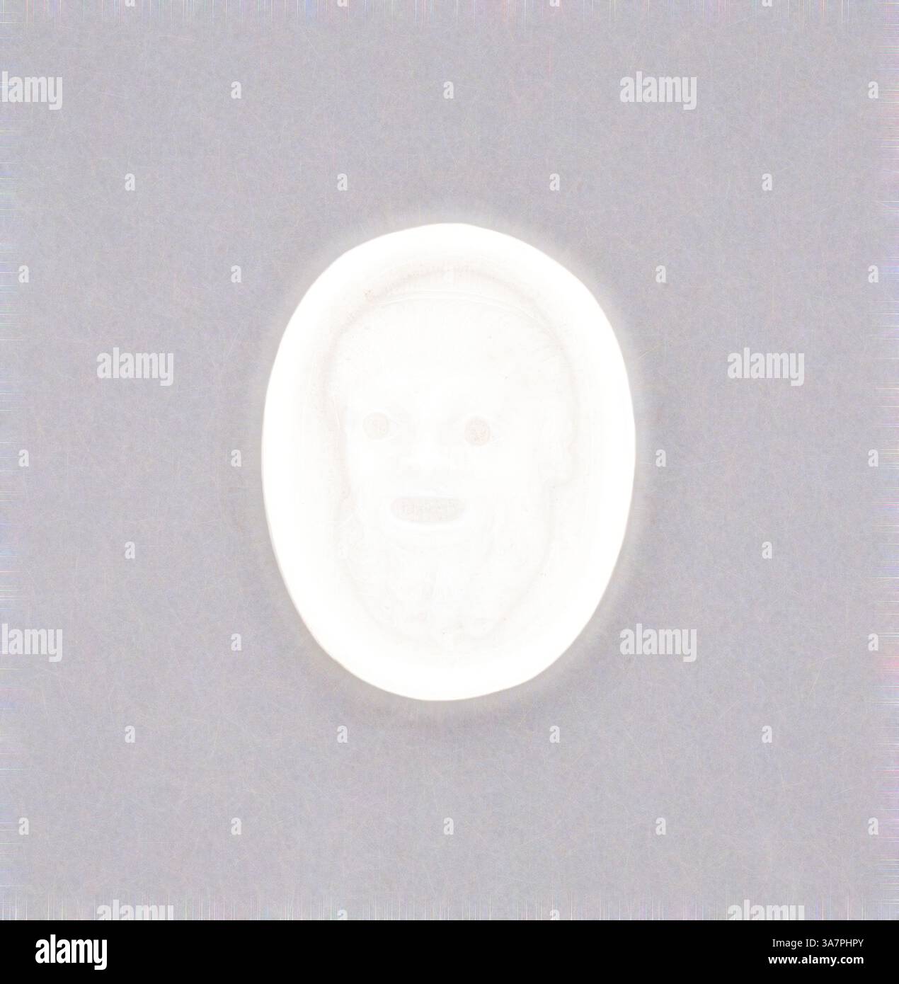 Carved oval medallion features hi-res stock photography and images - Alamy