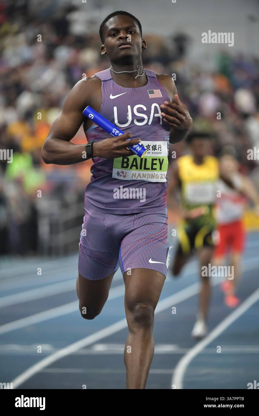 Christopher Bailey of the USA competing in the men’s 4x400m relay at ...