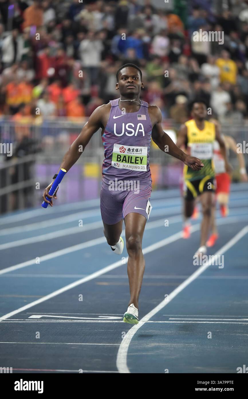 Christopher Bailey of the USA competing in the men’s 4x400m relay at ...