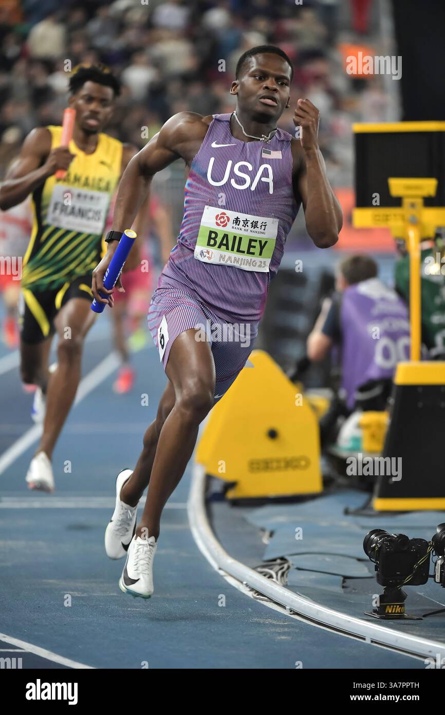 Christopher Bailey of the USA competing in the men’s 4x400m relay at ...
