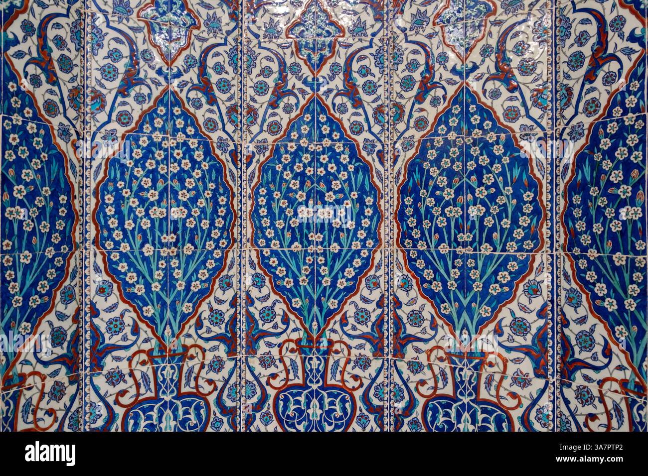 The Rustem Pasha Mosque in Istanbul, Turkey Stock Photo - Alamy