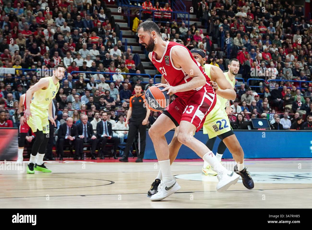 Milan, Italy. 27th Mar, 2025. Nikola Mirotic (EA7 Emporio Armani ...