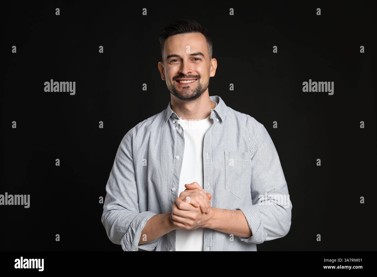 Middle aged elegant man hi-res stock photography and images - Alamy