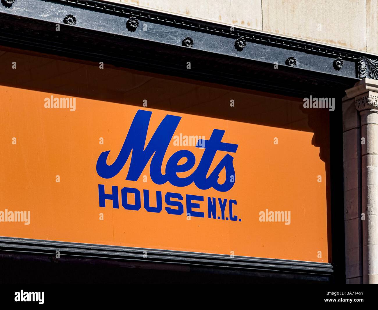 Mets House NYC, pop-up store and activities space, building exterior ...