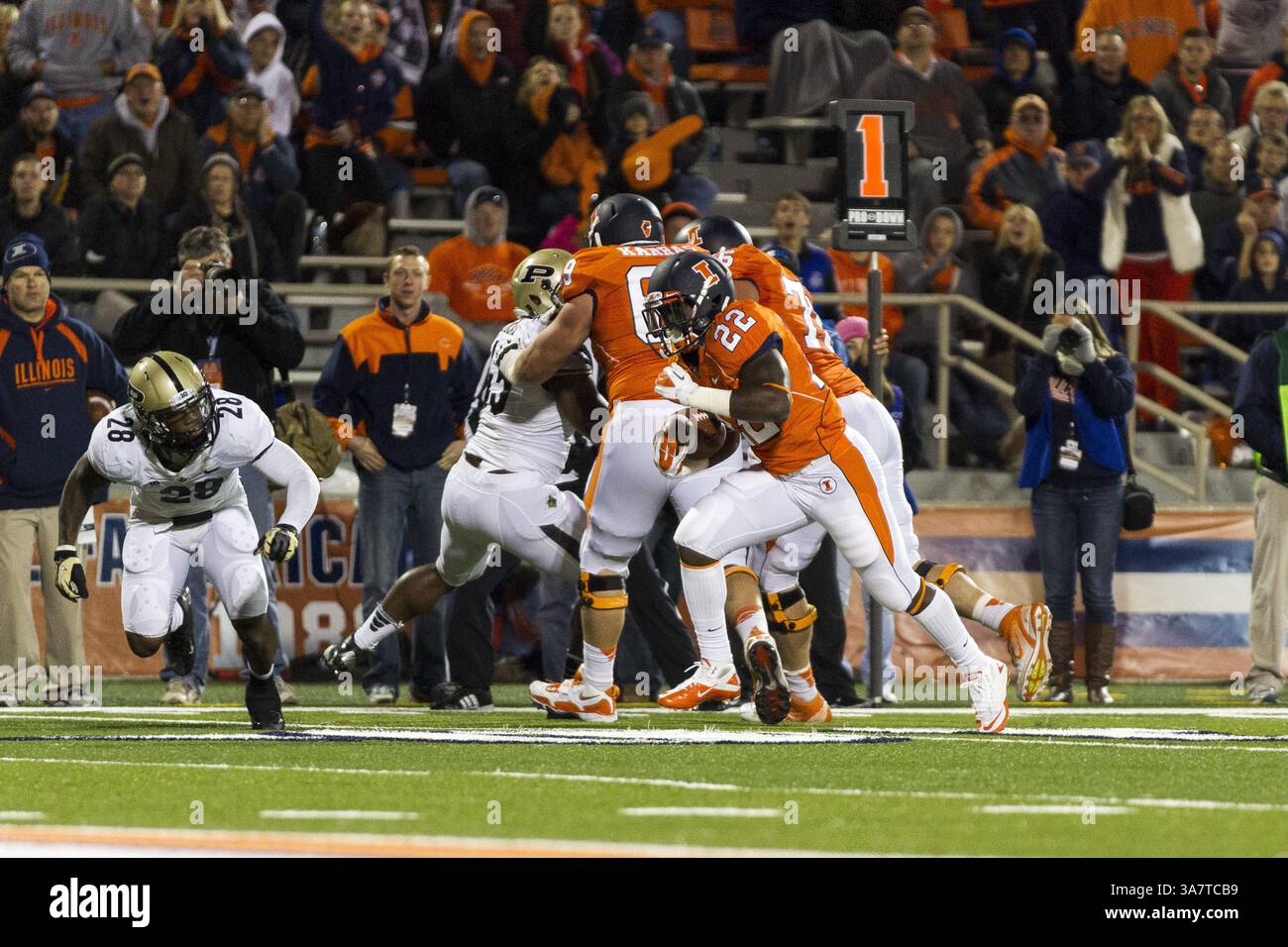 Dami ayoola hi-res stock photography and images - Alamy