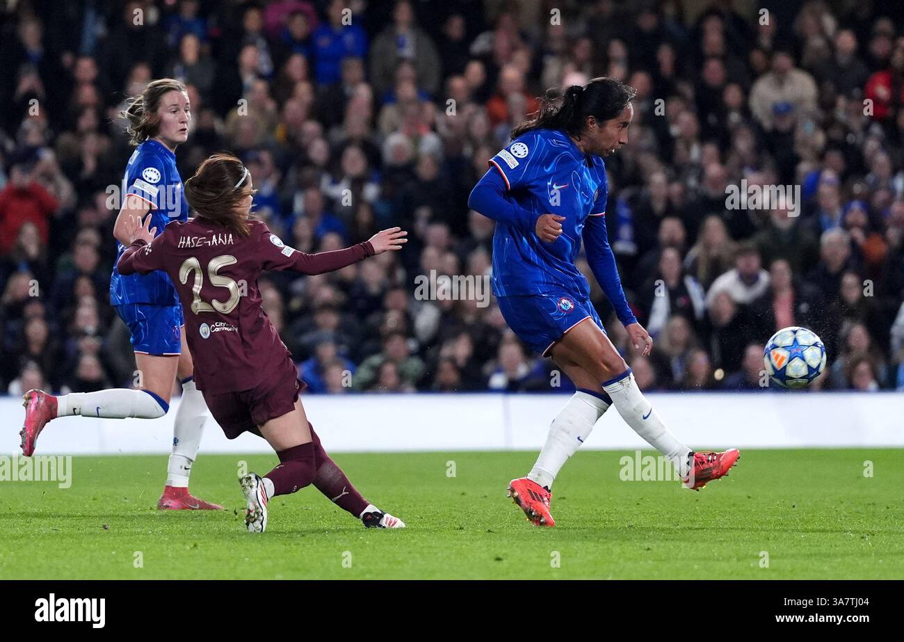 Chelsea's Mayra Ramirez scores their side's third goal of the game ...