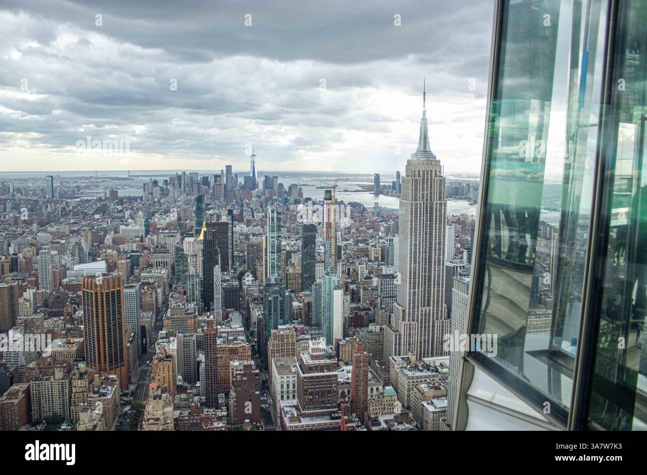 Beautiful aerial eye level view of the Empire State Building in ...