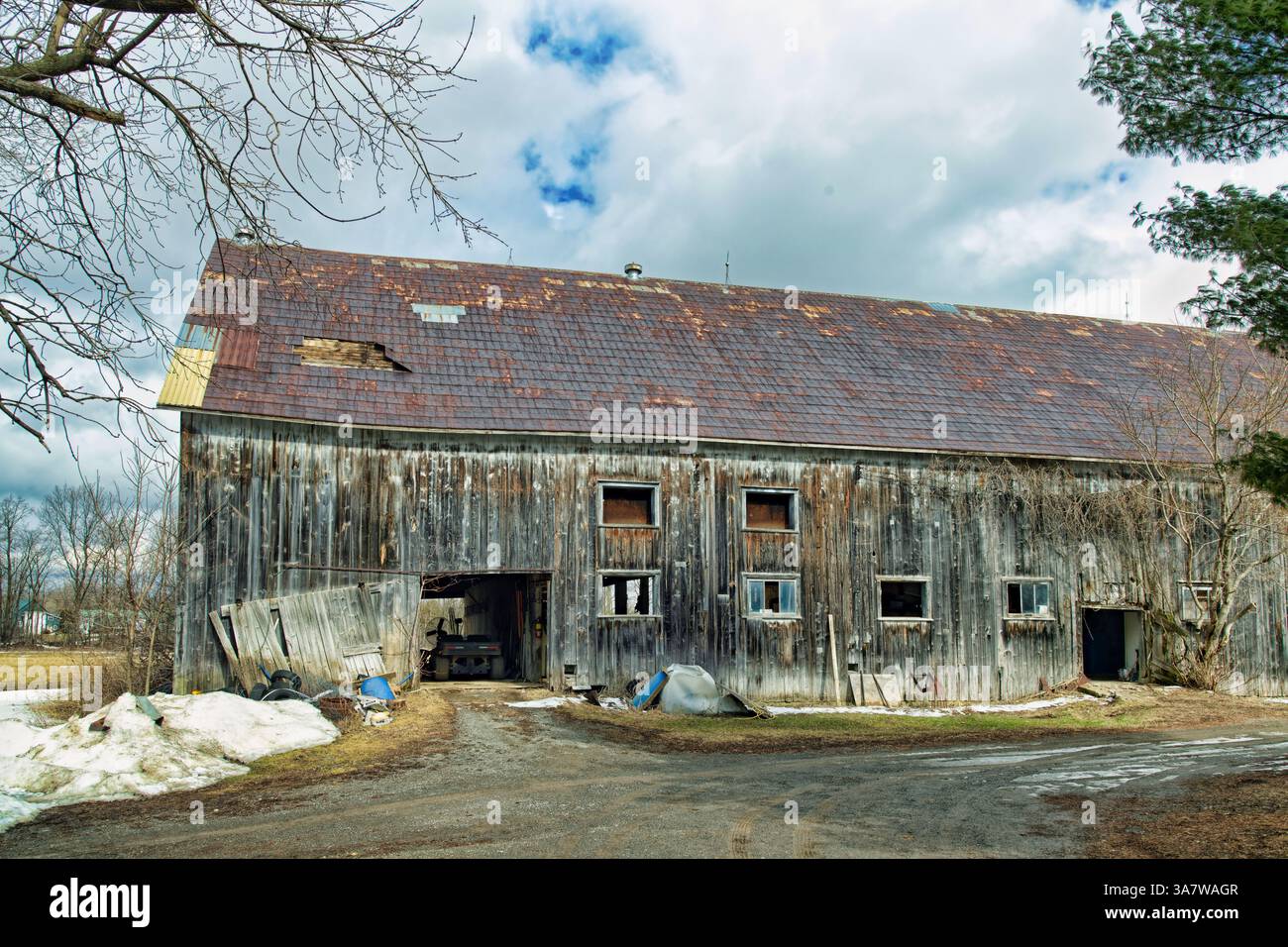 Old dairy farm hi-res stock photography and images - Alamy