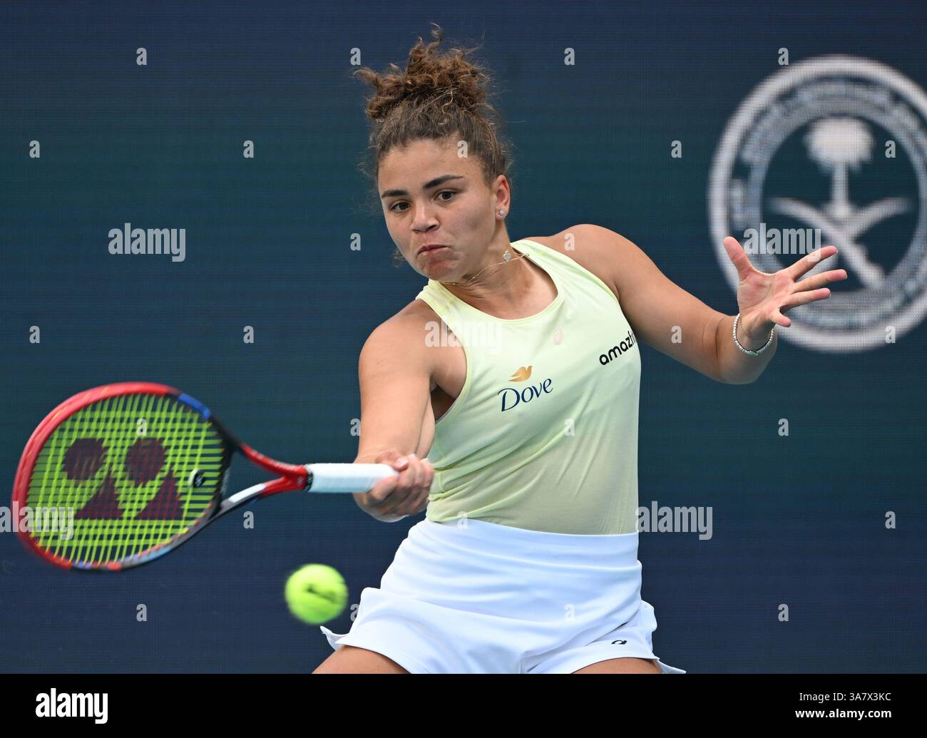 MIAMI GARDENS FL - MARCH 27: Jasmine Paolini Vs Aryna Sabalenka during ...
