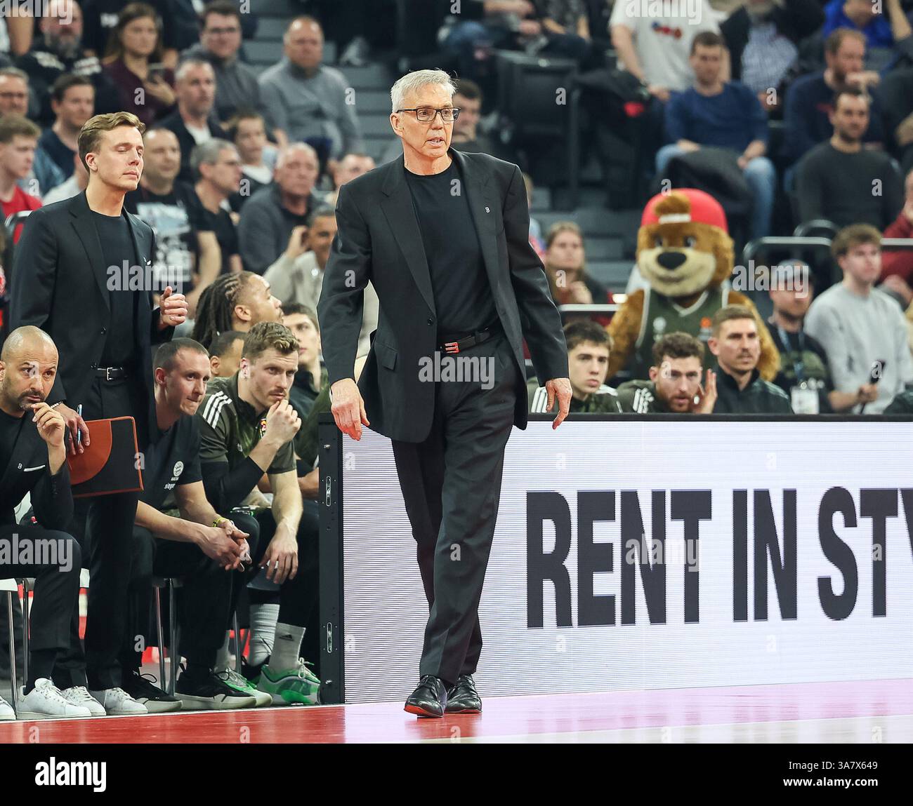 Gordon Herbert (FC Bayern Basketball, Cheftrainer), GER, FC Bayern ...