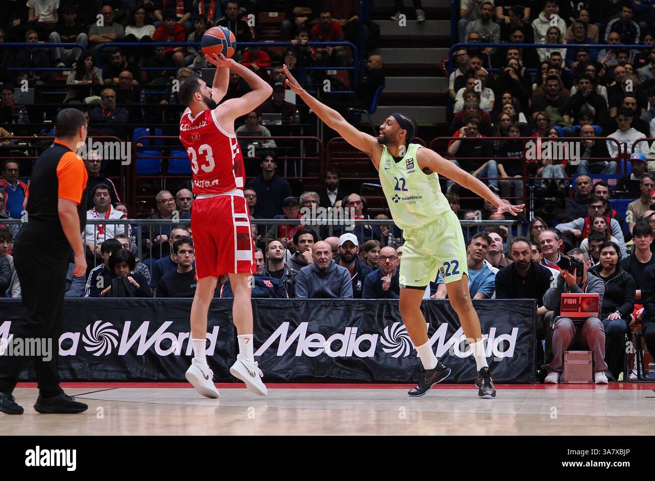 Milan, Italy. 27th Mar, 2025. Nikola Mirotic (EA7 Emporio Armani ...
