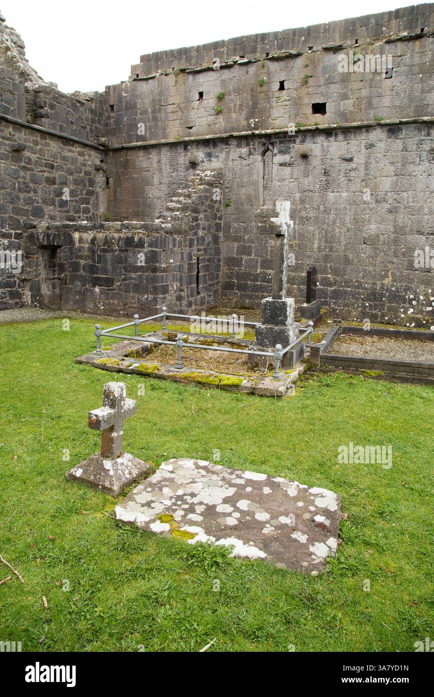 Murrisk Cemetery and abbey ruins Augustinian Friars Stock Photo - Alamy