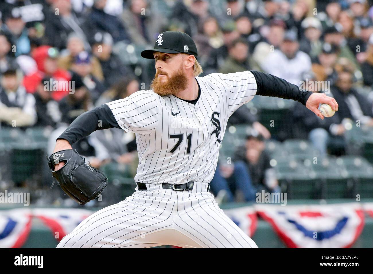 Chicago, United States. 27th Mar, 2025. Chicago White Sox pitcher Cam ...