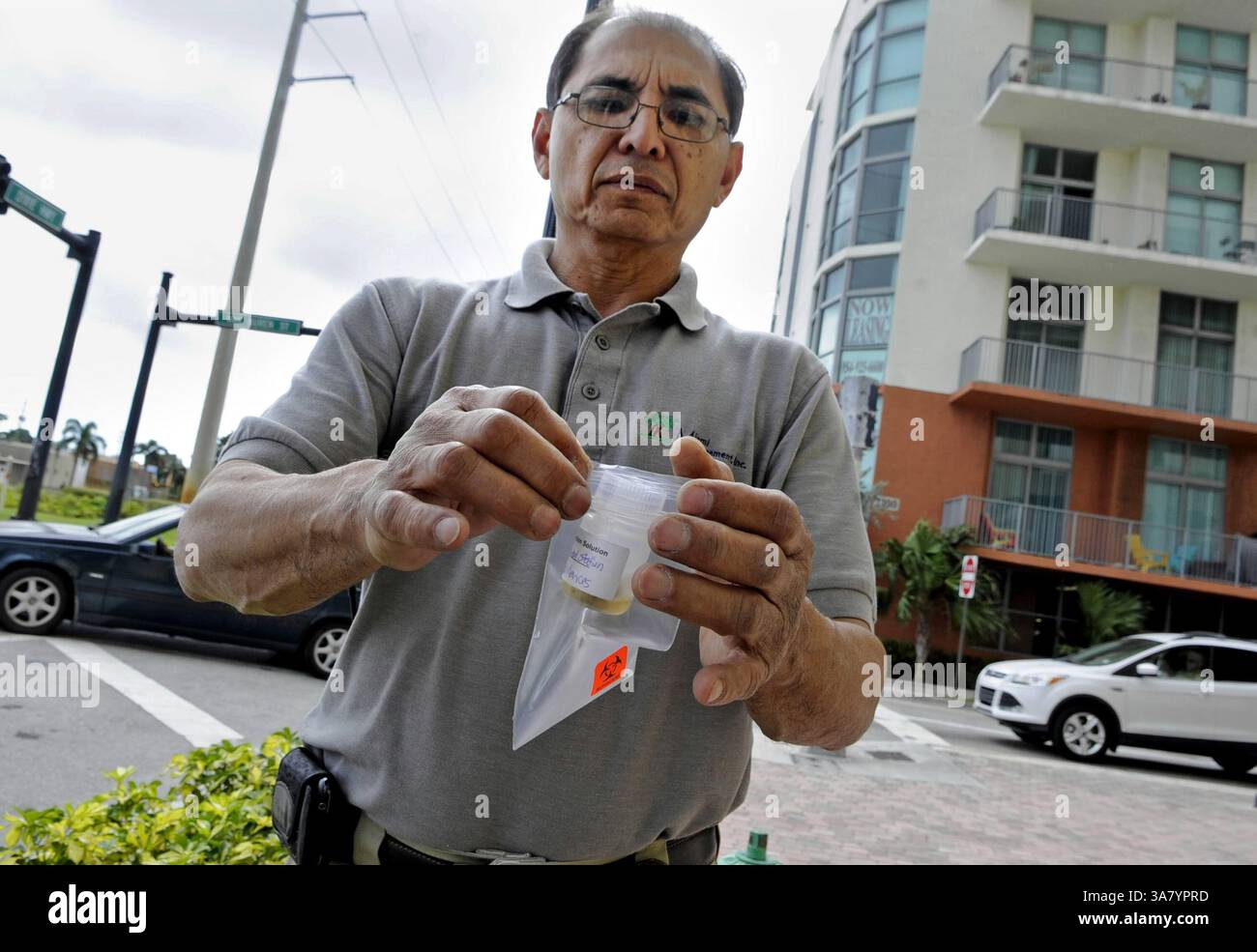 Jan. 15, 2013 - Hollywood, FL, USA - Mario Beltran of the Hollywood ...