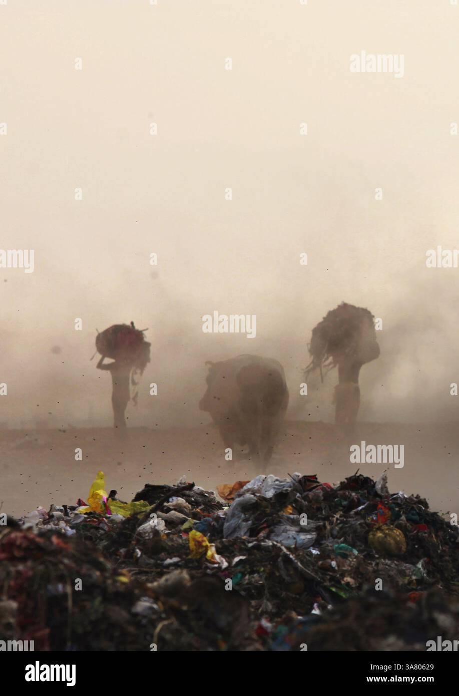 Rag pickers series hi-res stock photography and images - Alamy