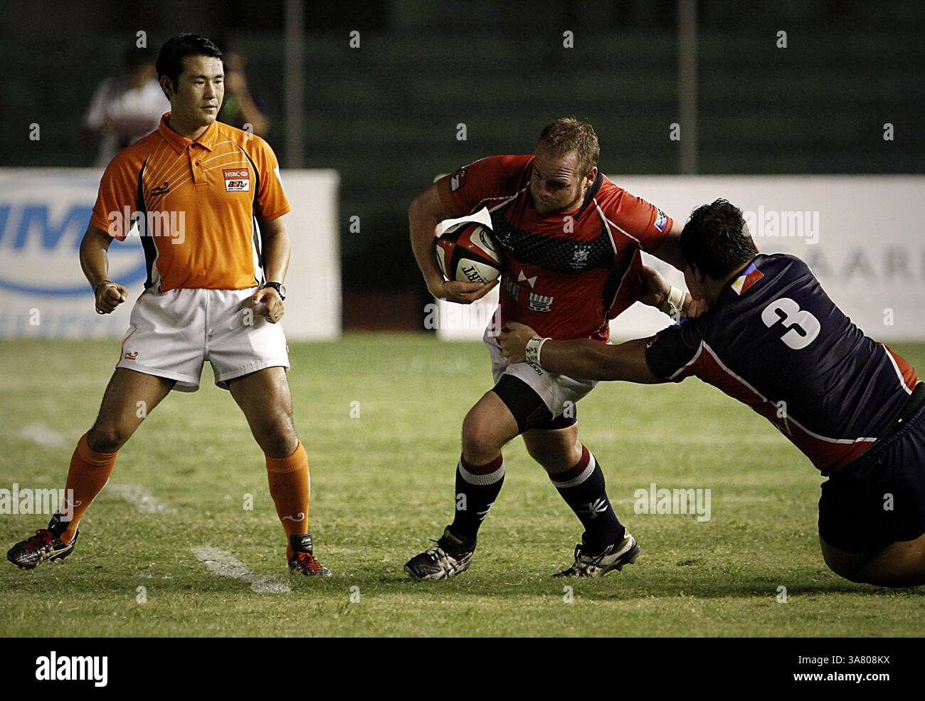 May 4, 2013 - Manila, Philippines - Philippines' MATHEW BELLENIE (R ...