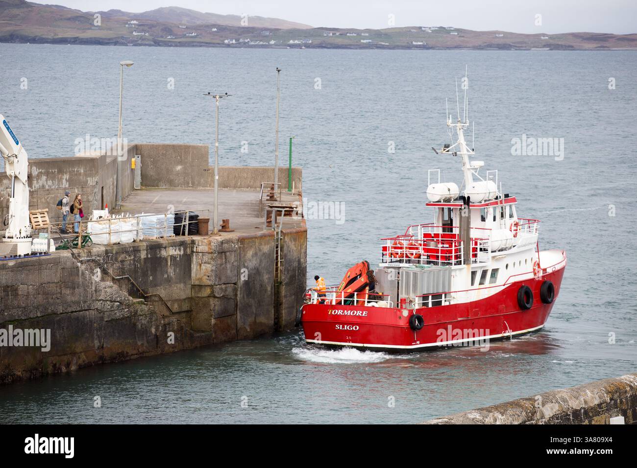 Roonagh Quay pier Stock Photo - Alamy