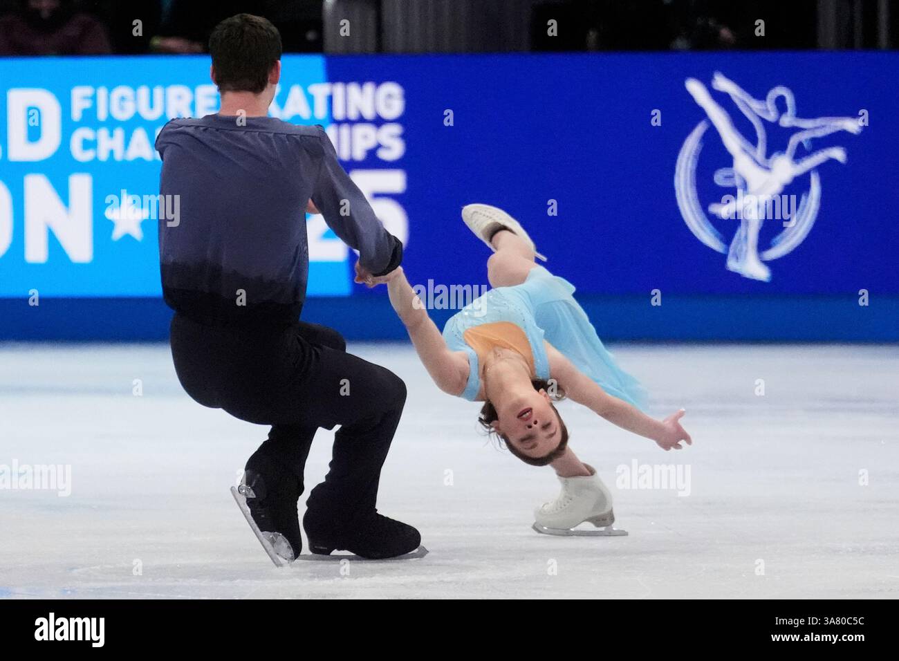 Alisa Efimova and Misha Mitrofanov, of the United States, perform ...