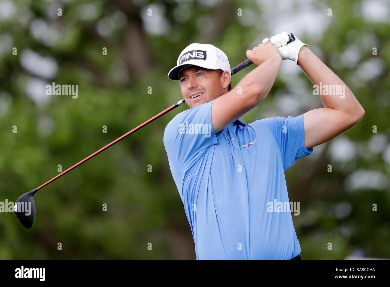 Victor Perez tees off on the 18th hole during the first round of the ...