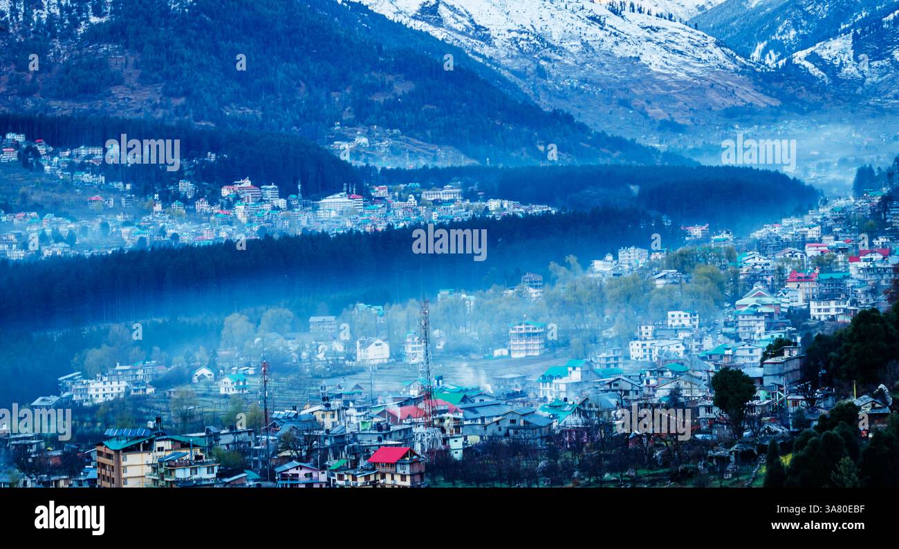 manali after snowfall on a sunny day in Himachal india Stock Photo - Alamy