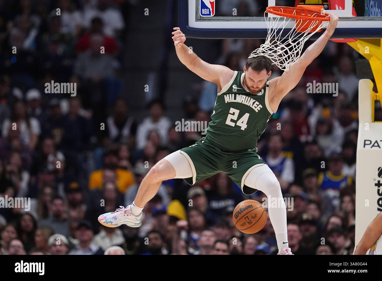 Milwaukee Bucks guard Pat Connaughton (24) in the second half of an NBA ...